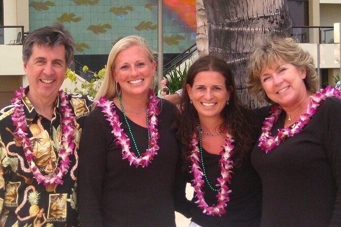 Traditional Airport Lei Greeting on Kahului Maui - What Do Travelers Love?