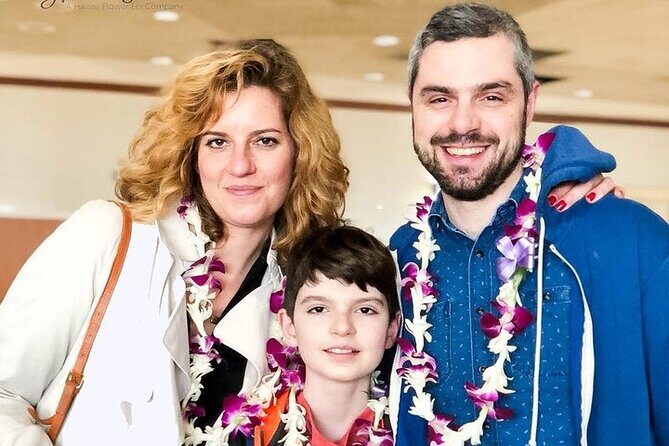 Traditional Airport Lei Greeting on Kona Hawai'i - The Experience in Detail