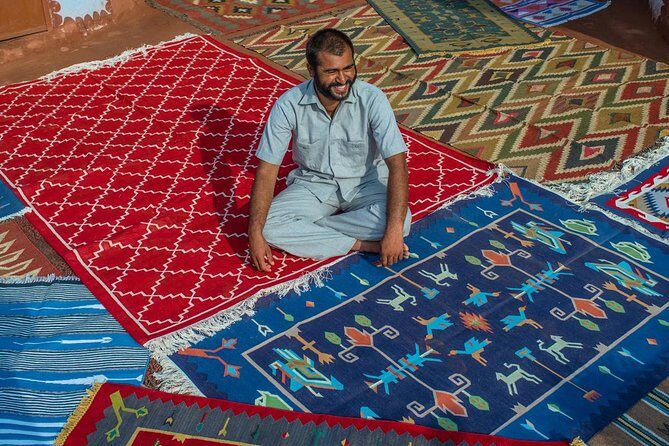 Traditional Art and craft tour - Watching Art in Action: The Crafts