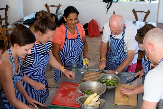 Traditional Cooking Small-Group Class in Unawatuna - The Itinerary: A Step-by-Step Dive into Sri Lankan Food Culture