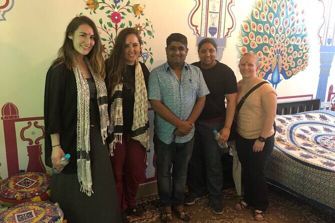 Traditional Dinner With Indian Family With Night Tour of Jaipur - FAQ