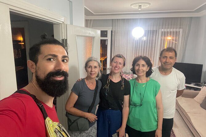 Traditional Family Dinner in Istanbul with with Eastern Family - Practical Details and Tips