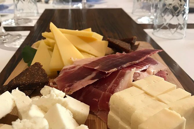 Traditional flavours of Hvar - FAQ