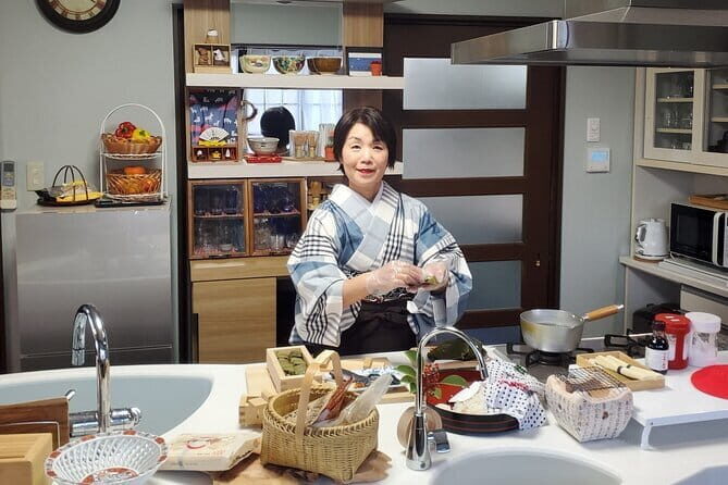 Traditional Japanese Cooking Class in Nara in a Local Home - Key Points