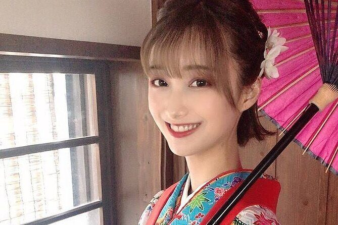 Traditional Japanese Costumes "Kimono", "Yukata", "Ryuso", "Photograph Course "Hair Set & Lipstick & Kimono & Photography" - Key Points