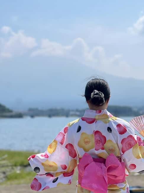 Traditional Kimono Rental near Mt Fuji and Lake Kawaguchiko - A Full Look at the Kimono Experience