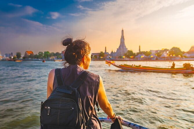 Traditional Longtail Boat Tour in Bangkok Canals - Exploring Wat Arun: The Icon of Bangkok’s Waterfront