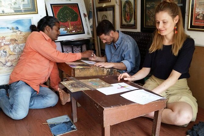 Traditional miniature painting class at Pacific Art - Key Points