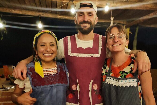 Traditional Oaxaqueña Cooking with Grandma's Recipes - The Experience Begins with a Warm Welcome