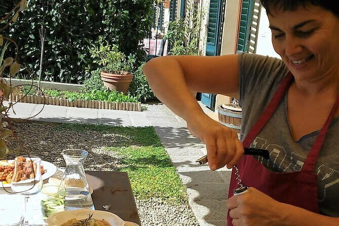 Traditional pasta rolling in an ancient Tuscan home - Who Will Love This Experience?