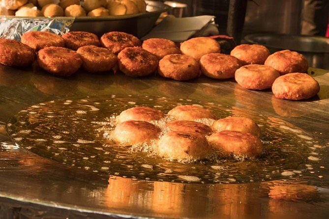 Traditional Rajasthani cuisine cooking classes & dinner with a fun local family - A Deep Dive into the Experience
