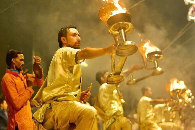 Trail of Buddha Tours - Day 1: Varanasi—The Heart of Spiritual India