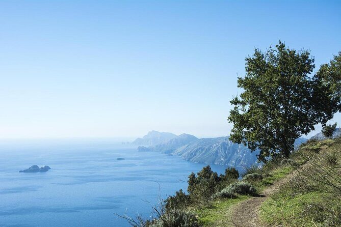 Trail of the gods with local guide Saveria Fiore "Ladybug" - Key Points