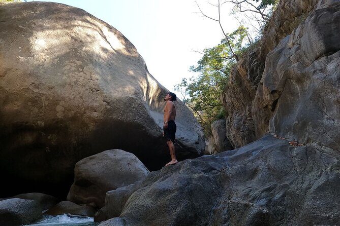 Trail to the Waterfall: A Journey to the Essence of Nature - An In-Depth Look at the Waterfall Trail Experience