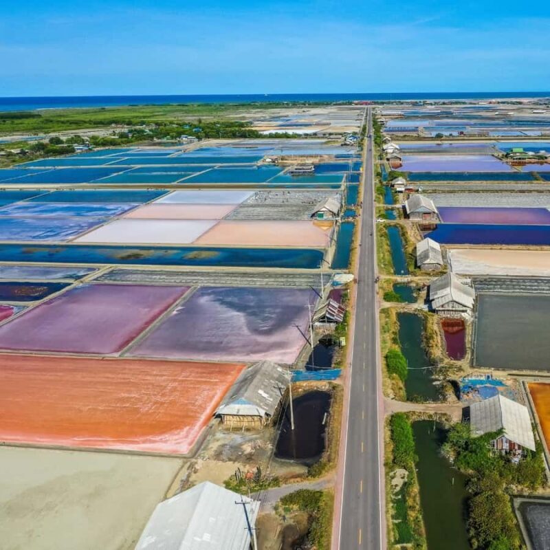 Train Market, Floating Market, and Salt Lake Tour by driver - Key Points