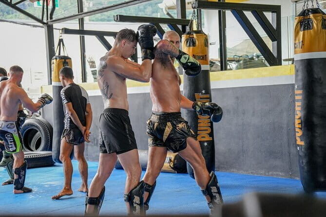 Training Beginner Muay Thai in Koh Samui with Pro Fighters - Post-Training Fuel and Atmosphere