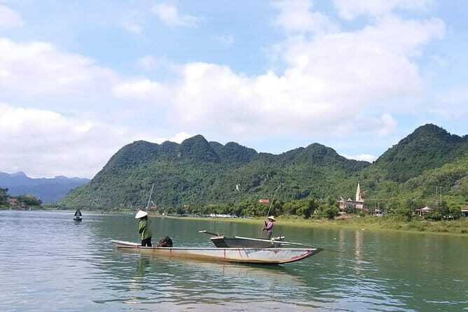 Trang An boat trip - Bai Dinh pagoda day Trip - Starting the Day: Early Pickup and Journey to Ninh Binh