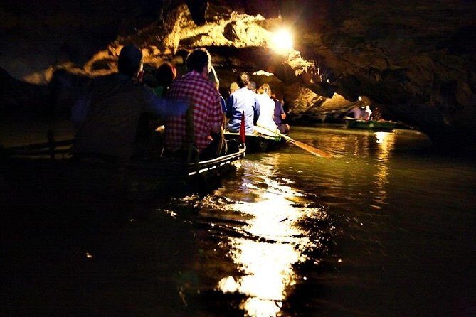 Trang An Hoa Lu Mua Cave Tour [Japanese guide, limousine bus, lunch and dinner included] - Optional Cycling and a Tasty Lunch