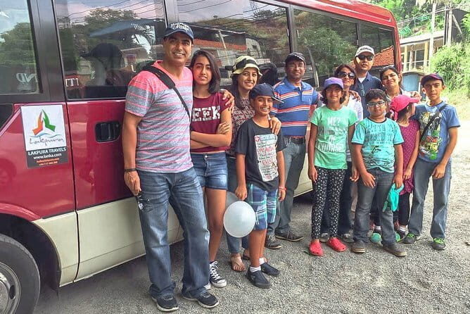 Transfer between Colombo Airport (CMB) and Grand Hotel, Nuwara Eliya - The Journey: Convenience and Comfort