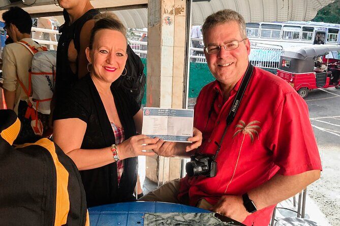 Transfer between Colombo Airport (CMB) and Jetwing Colombo Seven, Colombo - Who Will Love This Service?