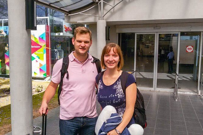 Transfer between Colombo Airport (CMB) and Jie Jie Beach by Jetwing, Panadura - What to Expect During the Journey