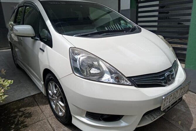 Transfer between Colombo Airport (CMB) and KK Beach, Galle - The Sum Up