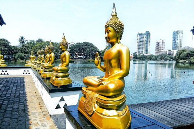 Transfer between Colombo Airport (CMB) and Yala Village, Yala - FAQ