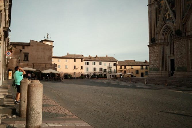 Transfer Fiumicino FCO Airport to/from Florence optional Orvieto Stop - Key Points