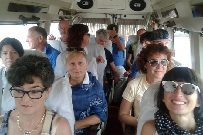 Transfer from Agra to Jaipur by Private Car - The Itinerary Breakdown