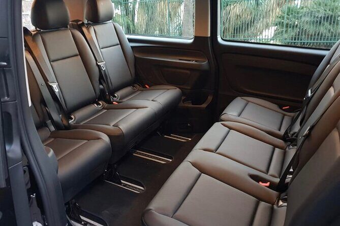 Transfer from Barcelona City to cruise port Private - Who Will Love This Service?