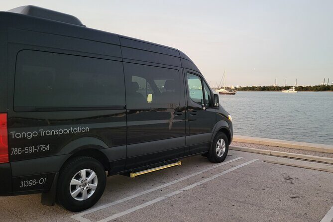 Transfer from Miami Airport to Hotel or Port Miami. Up to 11 pax. - Key Points