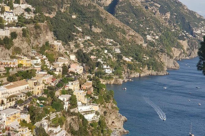 Transfer From Naples airport or station to Positano and vice versa - Who Should Consider This Transfer?