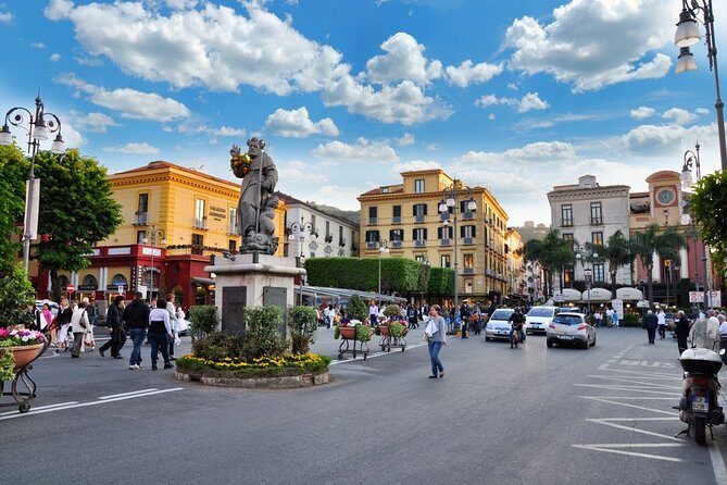 Transfer from Naples to Sorrento or viceversa - Key Points