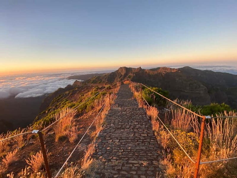Transfer from Porto da Cruz to Pico Ruivo - Arieiro Or PR9 - How the Transfer Works