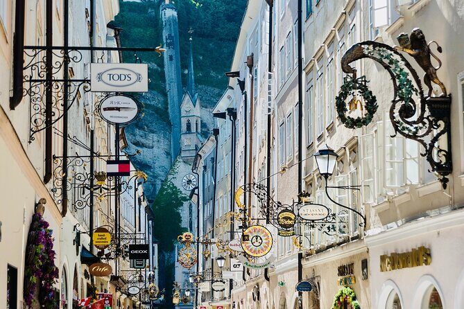 Transfer from Prague to Salzburg with Tour Stop in Cesky Krumlov - What’s Included and What’s Not