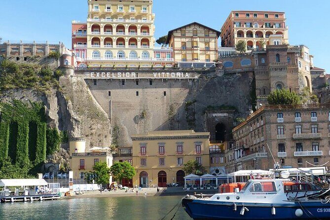Transfer from Sorrento to Naples ( Naples to Sorrento too) - Practical Considerations and Price-Value Analysis