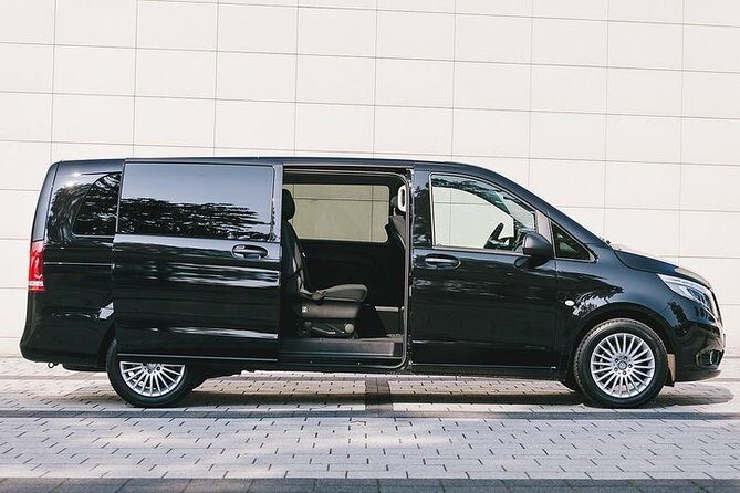 Transfer in Luxury Mercedes Benz Minivan - The Journey: What to Expect During Your Transfer