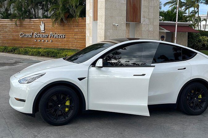 Transfer in Tesla from SDQ Airport to Santo Domingo - The Sum Up: Who Should Book This Transfer?