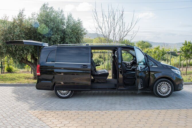 Transfer Lisbon / Algarve - Who Should Consider This Service?
