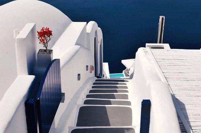 Transfer to Akrotiri - Meeting Points and Accessibility