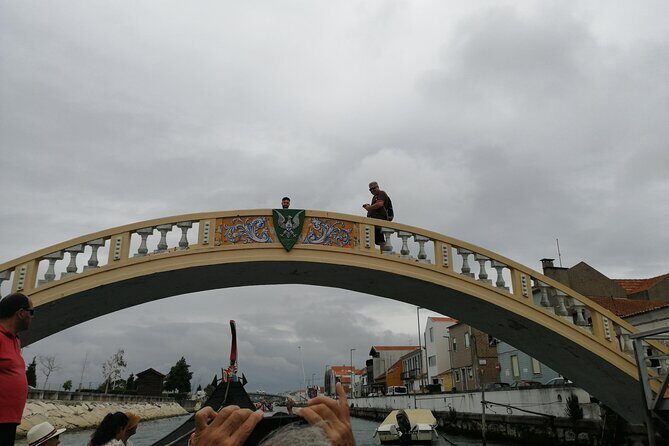 Transfer to Porto with Óbidos, Nazaré and Aveiro - The Itinerary in Detail: What You’ll Experience