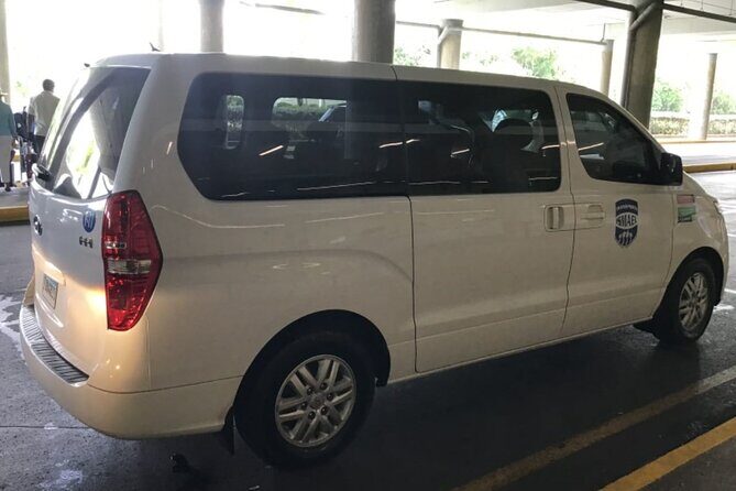 Transfers between Punta Cana Airport and Hotels in Uvero Alto - Frequently Asked Questions