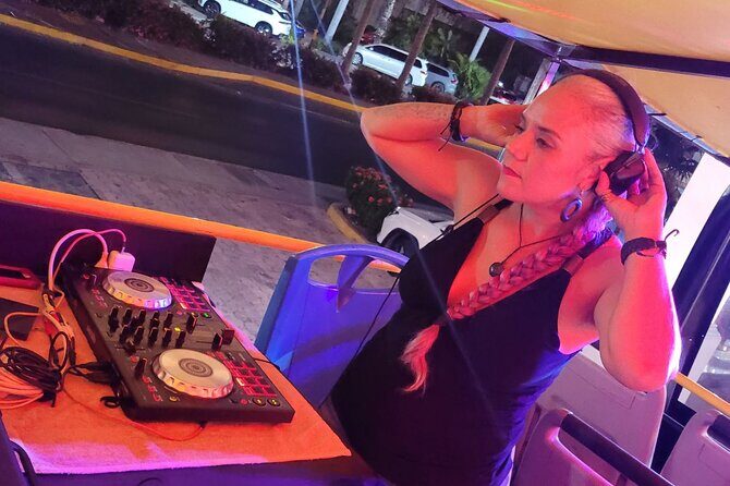 Transfers on Party Bus from Costa Mujeres to Cancun - The Experience and Practicalities