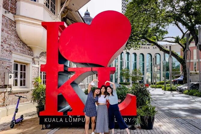 Transit Kuala Lumpur City Tour From Airport - Key Points
