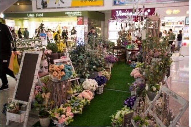 Translator Shopping Assistant and Business Tour Guide Service - FAQ