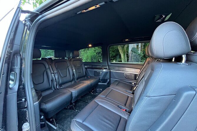 Transport and transfers in electric VAN Bordeaux and Surroundings - Introduction: What You Can Expect from This Electric Van Transfer in Bordeaux