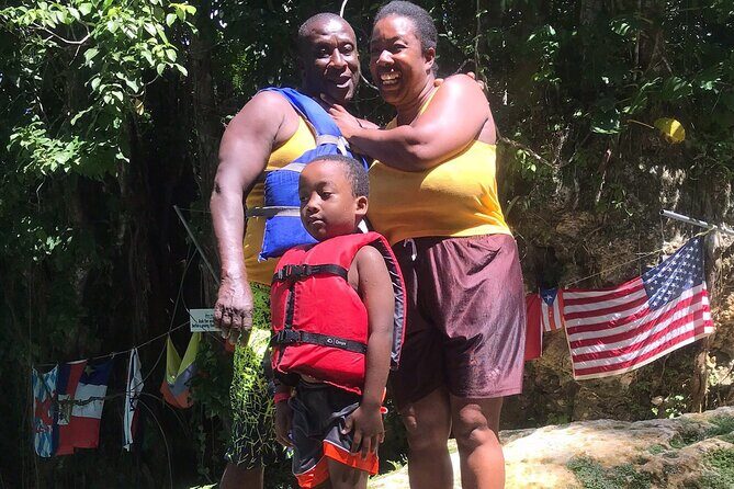 Transportation and Tour from Montego Bay to Blue Hole/Secret Falls - The Value of a Private, All-Inclusive Tour