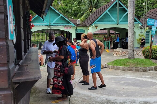 Transportation Dunns River,Blue hole horse back riding day trip - FAQ