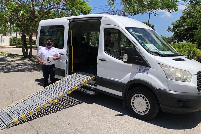 Transportation from the Airport to Hotels in Cancun arrival only - Introduction