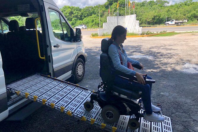 Transportation from the Airport to Hotels in Cancun arrival only - The Sum Up